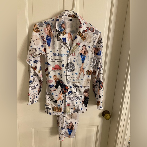 Intimates & Sleepwear | Taylor Swift Pajama Set Womens Xs | Poshmark